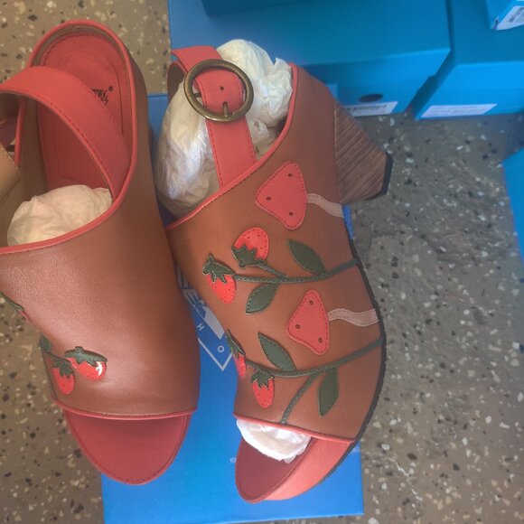 John Fluevog | Shoes | John Fluevog Christy Shoes Size 2w 1m New | Poshmark